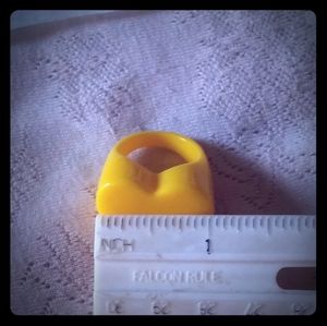Vintage | Jewelry | Vintage Chunky Heartshaped Lucite Ring | Poshmark